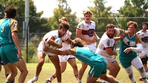 Gamecocks Win In Opener