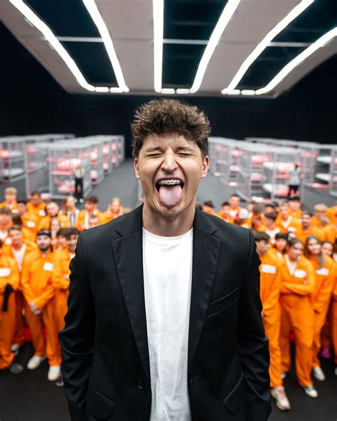 Sebastian Czajewski Czvjnik • Threads Say More