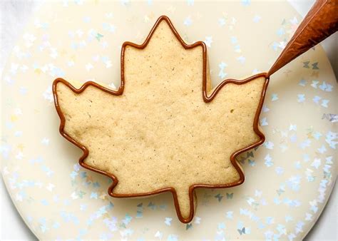 How To Decorate A Maple Leaf Sugar Cookie Ann Clark