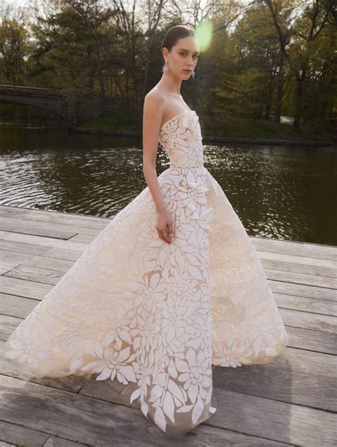 Oscar De La Renta Spring 2025 Joyous Wedding Collection Infused With