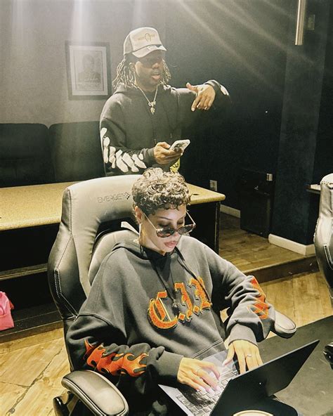 Yalee Yalee • Instagram Photos And Videos