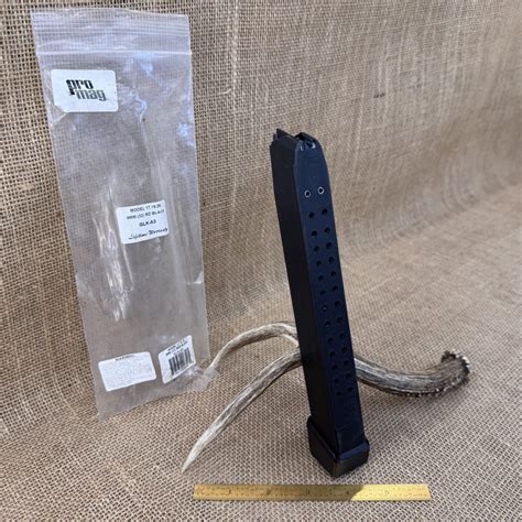 Glock 17 19 26 Magazine 9mm 32 Round Black Promag Nos Old