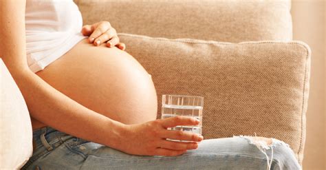 Tener Mucha Sed En El Embarazo Es Señal De Un Serio Padecimiento