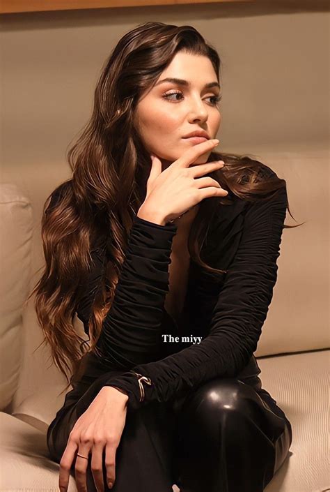 Pin By 𝐄𝐥𝐢𝐧𝐚 On Handemiyy Feminine Face Hande Ercel Style Devine