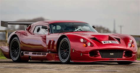 10 Best Vintage Cars With V12 Engines