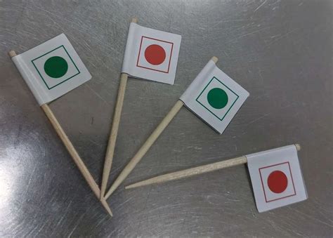 Wooden Veg Nonveg Flag Toothpick At ₹ 1 Piece In Mumbai Id 19630711262