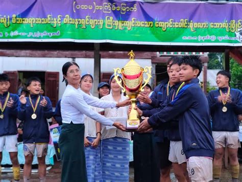 လူကောင်းခွန် လူတော်ရင်သွေး လူကောင်းခွန် လူတော်ရင်သွေး