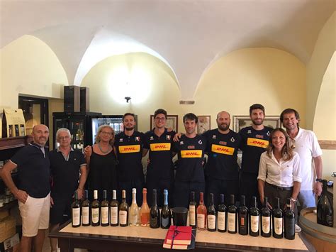 Ciù Ciù Showroom Becomes Blue