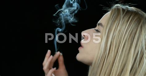 Girl Smoking A Blunt Woman Smoking Weed Joint