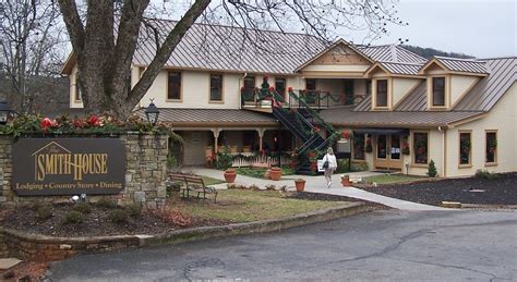 Where To Stay In Dahlonega Ga Best Hotels And Lodging Options