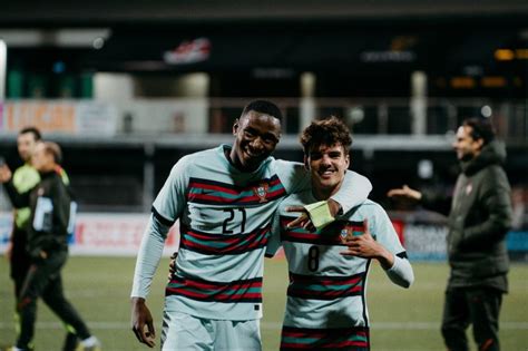 Portugal 💪🏻 I Promise I Shoot More Than Just Football 😂 A Great Few Games Shooting The Portugal