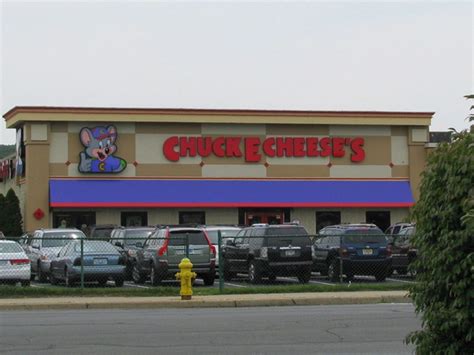 Filedanburywebp Chuck E Cheeses University
