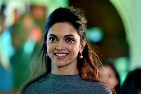 Deepika Padukone Hd Wallpaper Desktop Parketis