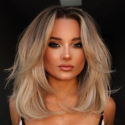 50 Best Medium Length Layered Haircuts In 2022 Hair Adviser Medium