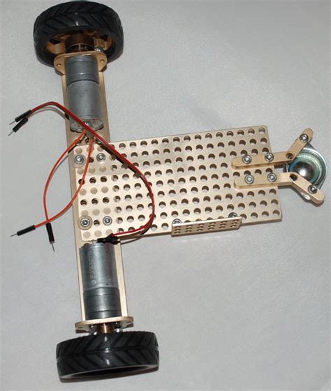 assembly instructions of a basic robot platform using linker block set