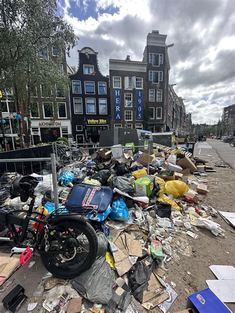 Is This Normal In Amsterdam Ramsterdam