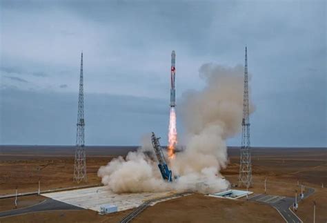 China Successfully Sends Liquid Oxygen Methane Carrier Rocket Into