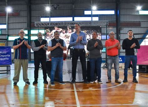 El Ex Basquetbolista Walter Herrmann Brindó Una Charla Sobre