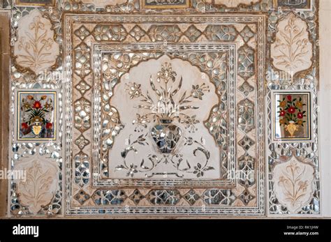 Sheesh Mahal The Mirror Palace A Famous Palace In The Third Courtyard
