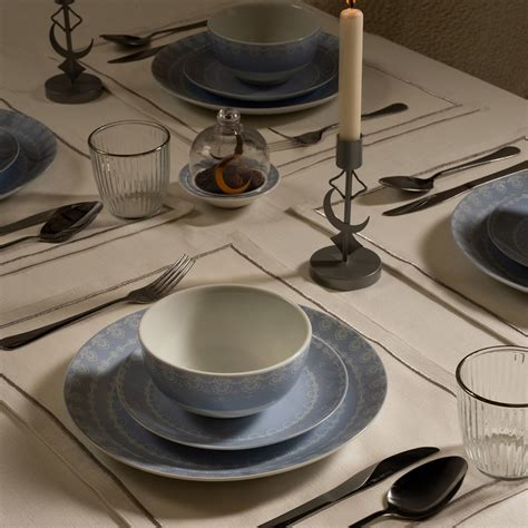 Laila Porcelain Dinner Set 18pcs Blue In Kuwait Buy Online