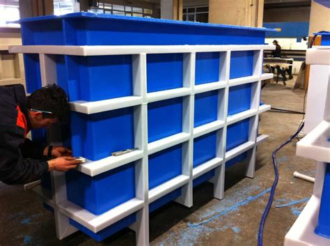 Pp Pe Pvc Pps Pvdf St 37 And Stainless Square Or Cylindrical Tanks — Plaspas