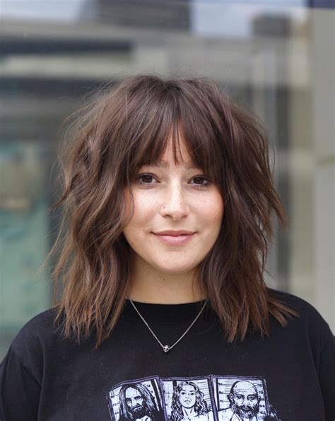 Shoulder Length Haircuts No Bangs