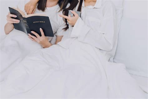 Premium Photo Happy Young Lesbian Couple Taking Selfie Together