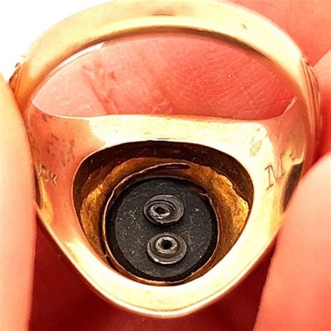 Size 7 Vintage Class Ring 10kt Gold Estate Ring Ant Gem