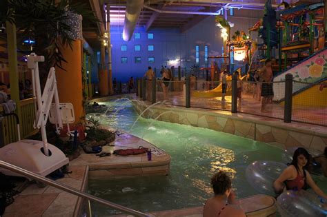 A Review Of Crowne Plaza Cincinnati North And Coco Key Water Resort