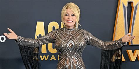 Dolly Parton Now Says Shed Accept 2022 Rock Hall Induction