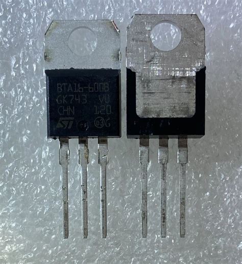 Sgs Thomson St Bta16 600brg St Bta16 600b Triacs Standard At ₹ 35