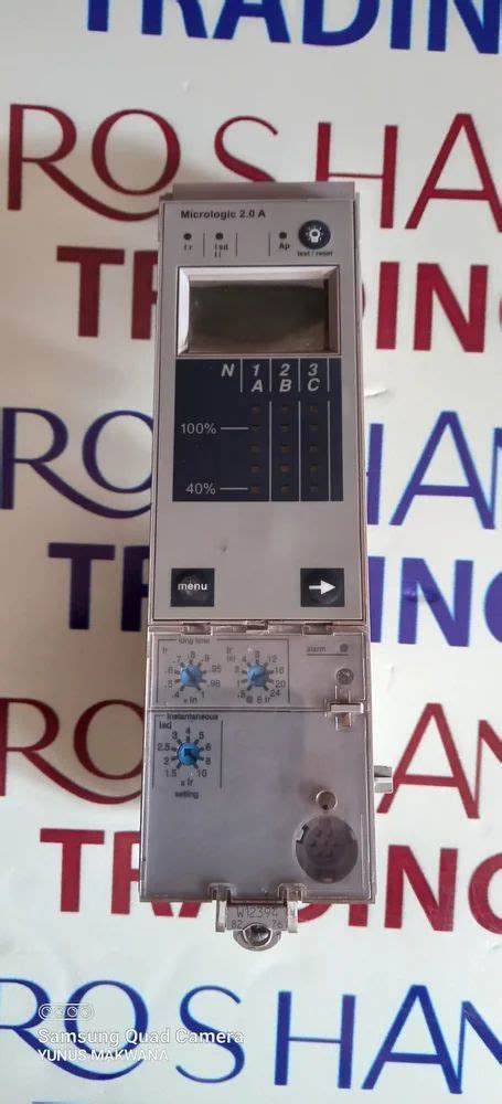 No Of Poles Double Pole Schneider Acb Micrologic 2 0a 2500a At