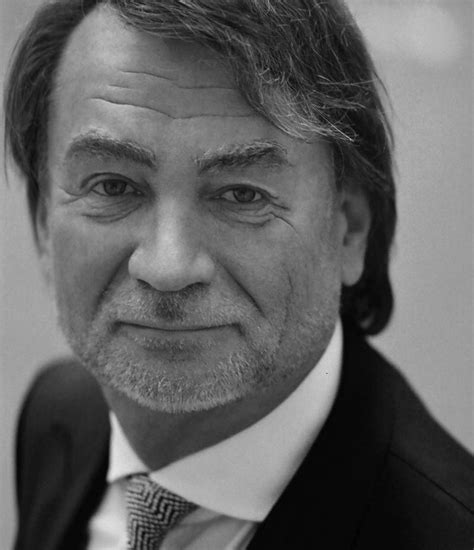 „Świat Należy Do Tych Niepokornych Którzy Mają Odwagę Skakać W