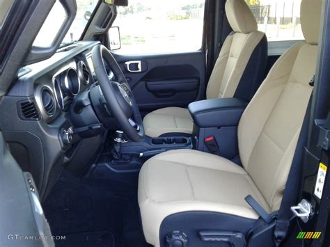 Blackheritage Tan Interior 2020 Jeep Wrangler Sport 4x4 Photo