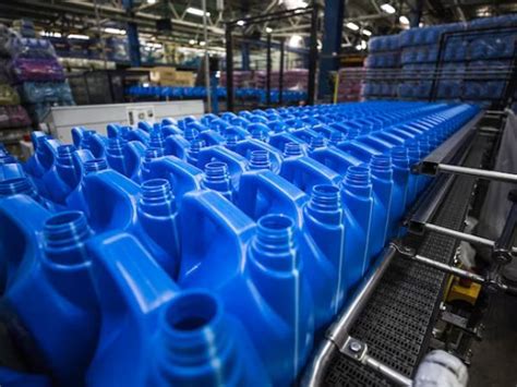 Polyethylene Pe What It Is Properties Types And Uses