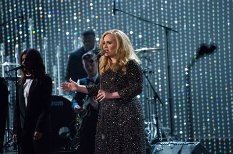 Adele Performs Skyfall Before Winning The Best Song Oscar