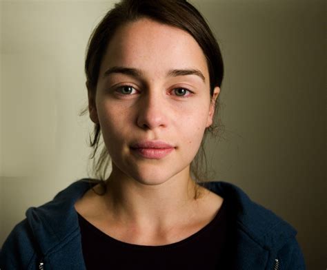 Emilia Clarke Eyebrows  Reddit