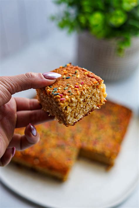 Macaroon Birthday Snack Cake