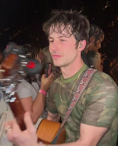 Pin By 𝑴𝒂𝒕𝒕 ʕ •ᴥ•ʔ On ᴡᴀʟʟᴏᴡꜱ Dylan Minette Cute Dylan Celebrity Crush