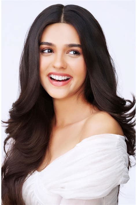 Pranali Rathod Profile Images — The Movie Database Tmdb