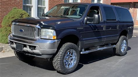 2003 Ford Excursion Xlt For Sale At Auction Mecum Auctions