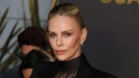 Charlize Therons Shocking Youthful Look In New Pics Has Fans Stunned