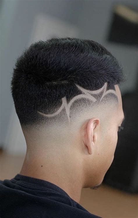High Fade Hair Line Design Lineas En El Cabello Hombre Grecas En El