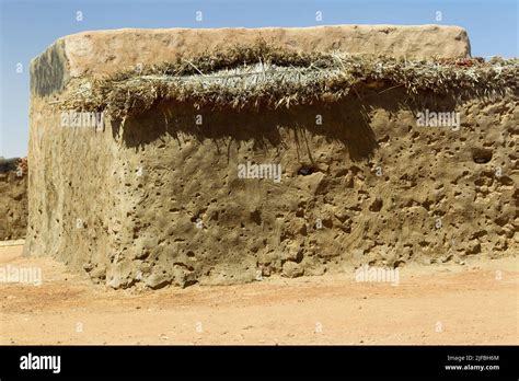 Chad Ennedi Wadi Hawar Amdjarass Native Village Of Idriss Deby Mud
