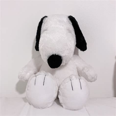 Build A Bear Snoopy Snoopy Gets A Fashion Makeover By Up And Coming