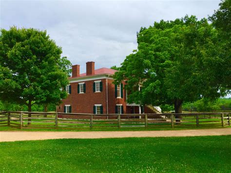 Appomattox Court House Robert E Lee Surrenders To Grant Ending Civil