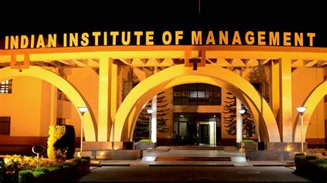 How I Selected Between Isb And Iim Isb Vs Iim Mariya Ali Insideiim