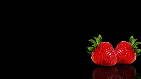 Cute Strawberry Desktop Wallpapers Wallpaper Cave