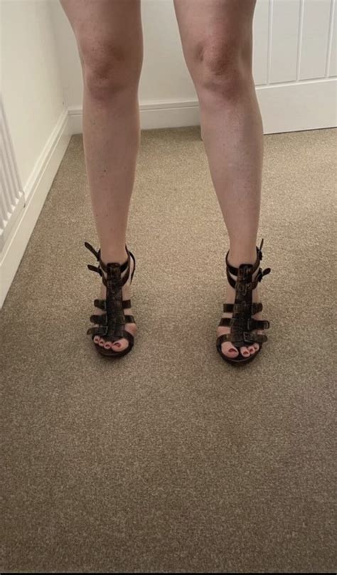 Lucy Dixon Feet