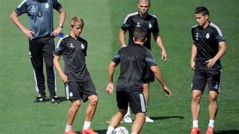 Real Madrid Le Pagó Al Padre De Odegaard Según Football Leaks Tyc Sports